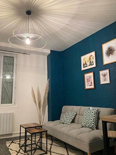 Appartement à louer - Bourg-Lès-Valence - 2 pièces - 1 chambre