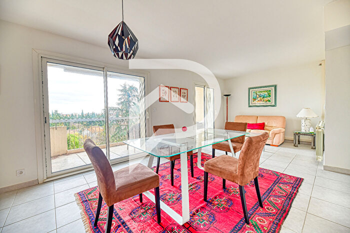 Appartement à louer - Nîmes, Montaury - 3 pièces - 2 chambres