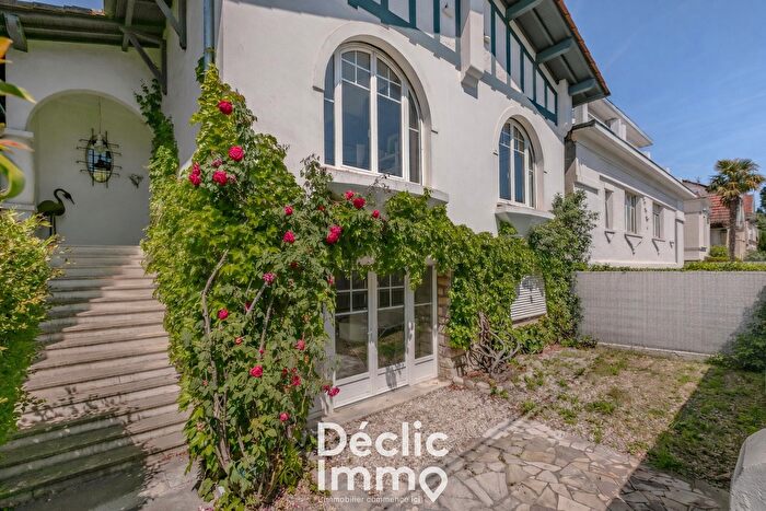 Maison à vendre - Le Bouscat, Barrière du Médoc - 7 pièces - 5 chambres