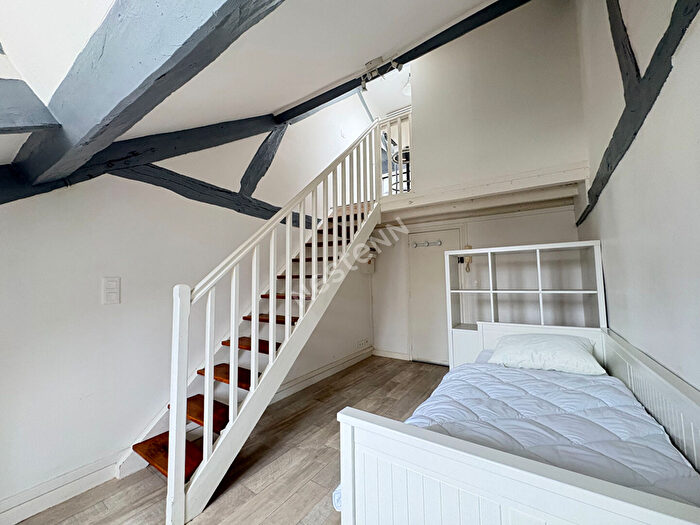 Appartement à louer - Quartiers Centre, Centre-ville - 1 pièce