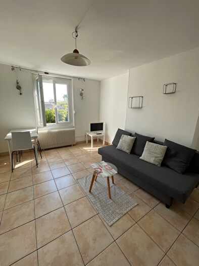 Appartement à louer - Orléans, La Cigogne - 1 pièce