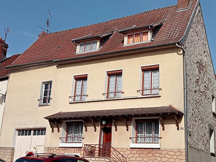 Maison à vendre - Montmirail - 6 pièces - 3 chambres
