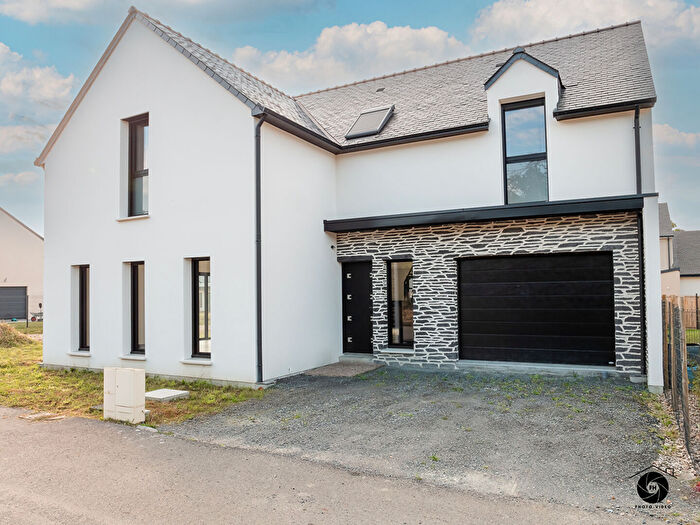 Maison à vendre - Saint-Barthélemy-dAnjou - 6 pièces - 4 chambres