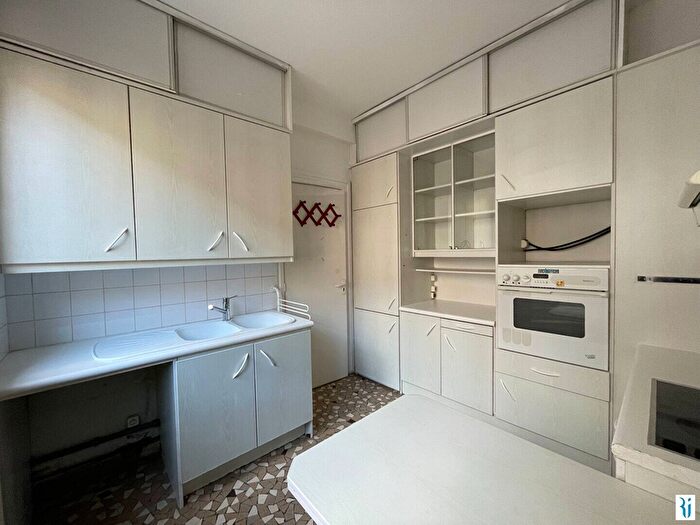 Appartement à louer - Vieux Marché-Cathédrale, Rouen - 3 pièces - 2 chambres