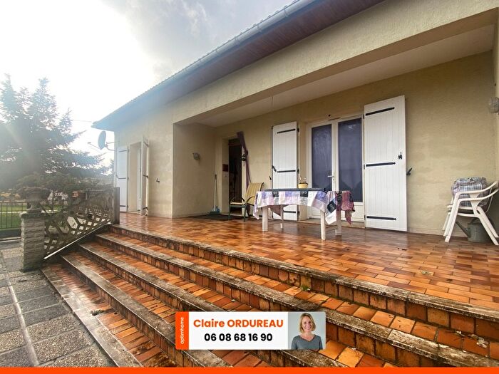 Maison à vendre - Saint-Maixant - 4 pièces - 3 chambres