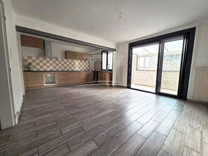 Maison à vendre - Sorgues, Centre-ville - 4 pièces - 3 chambres