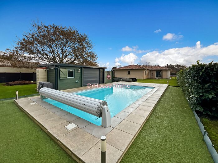 Maison à vendre - Angoumé - 6 pièces - 4 chambres