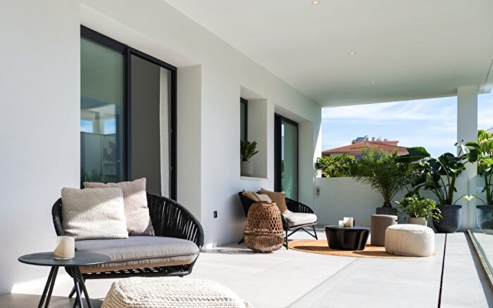 Appartement à vendre - Marseille e , Bonneveine - 4 pièces - 3 chambres