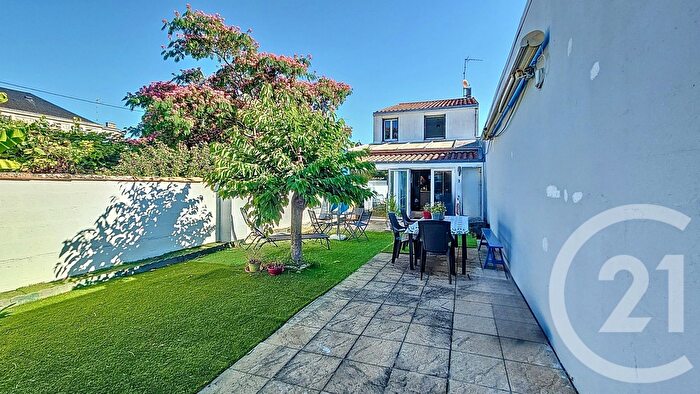 Maison à vendre - Luçon - 6 pièces - 3 chambres