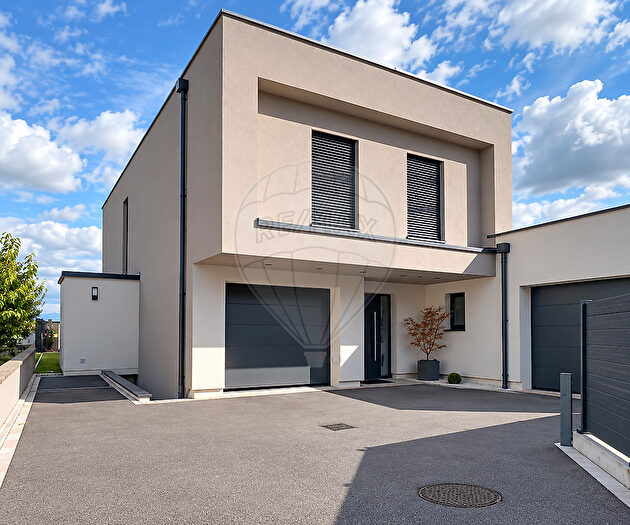 Maison 8 pièces à Colmar, à vendre