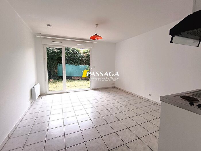 Appartement à louer - Quatre Saisons Centre, Onet le Chateau - 1 pièce