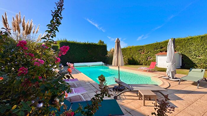 Maison 10 pièces à Lège-Cap-Ferret, à vendre