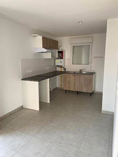 Maison à louer - Saint-Jory - 5 pièces - 4 chambres