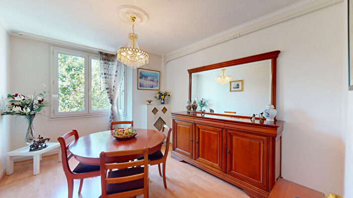 Appartement 4 pièces à vendre à Grenoble, Alliés, Alpins