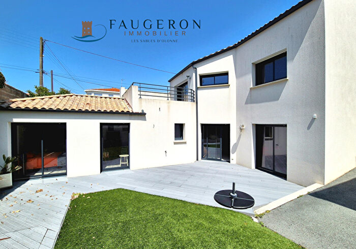 Maison à vendre - Les Sables-dOlonne, Sous-préfecture, La Chaume - 7 pièces - 4 chambres