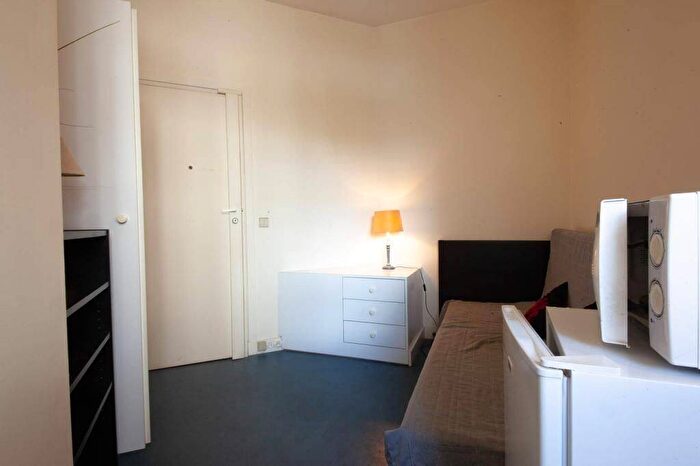 Appartement 1 pièce à louer à Bois de Boulogne, Paris 16ème arrondissement