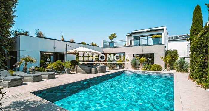 Maison à vendre - Angoulins - 17 pièces - 3 chambres