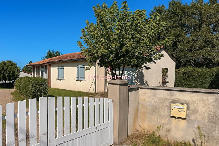 Maison à vendre - Saint-Sulpice-et-Cameyrac - 4 pièces - 2 chambres