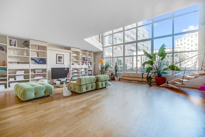 Appartement 3 pièces à vendre à Paris 19ème, Buttes Chaumont, Laumière, Manin