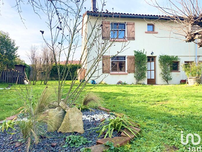 Maisons à vendre et appartements à louer - 1