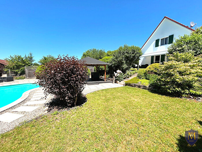 Maison à vendre - Roppentzwiller - 5 pièces - 3 chambres