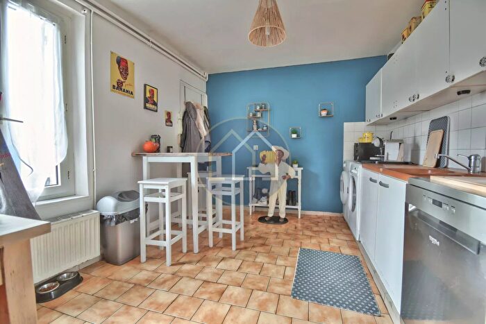 Appartement à louer - Villemeux-sur-Eure - 4 pièces - 3 chambres
