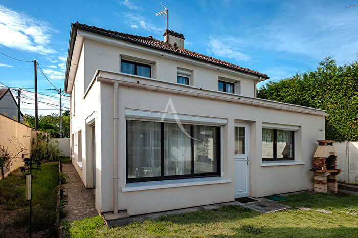 Villeneuve-Saint-Denis - Maison 5 pièces à vendre