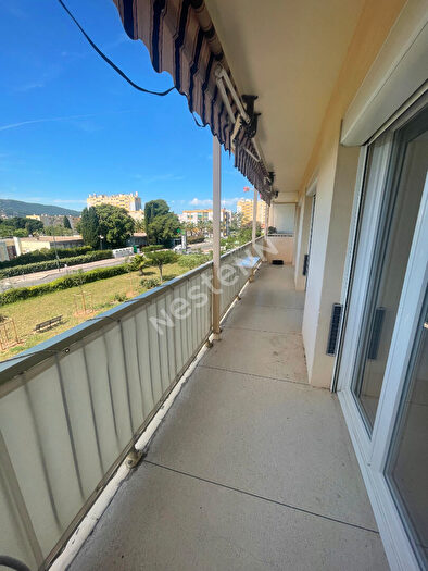 Hyères - Appartement 4 pièces à louer