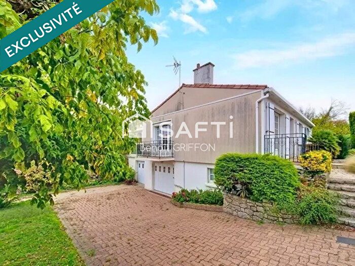 Maison à vendre - Tiffauges - 5 pièces - 3 chambres