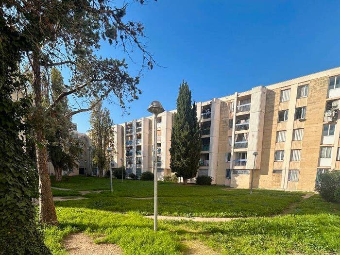 Appartement 3 pièces à Fontcouverte, Avignon, à louer