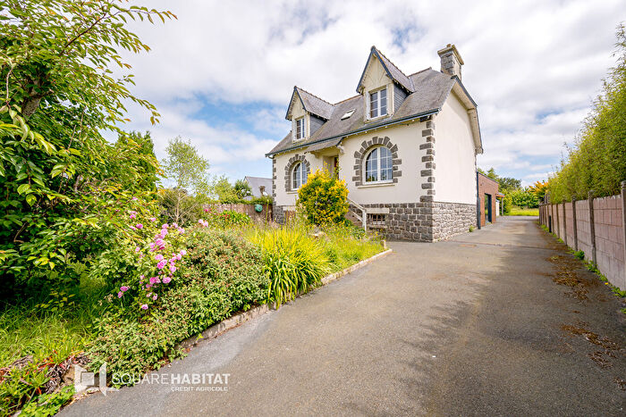 Maison à vendre - Pordic - 8 pièces - 5 chambres