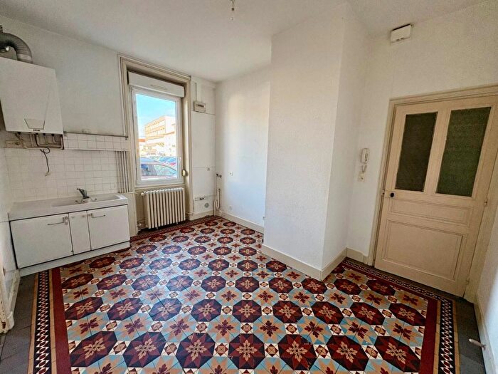 Appartement à louer - Roanne, Faubourg Paris - 3 pièces - 2 chambres