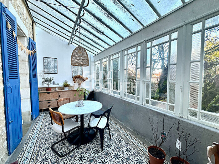 Maison à vendre - Fontenay-le-Comte, Centre-ville, Les Loges, La Pommeraie, La Sablière - 5 pièces - 4 chambres