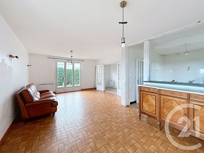 Maison à vendre - Cossé-le-Vivien - 7 pièces - 5 chambres