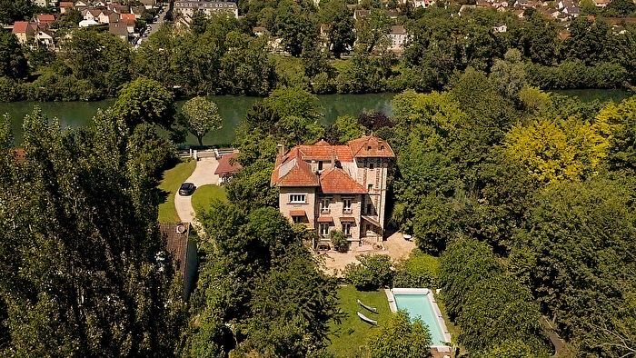 Lagny-sur-Marne, Saint-Denis, Plateau : Maison 10 pièces à vendre