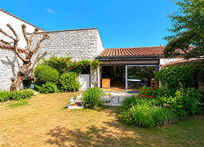 Talmont-sur-Gironde - Maison 2 pièces à vendre