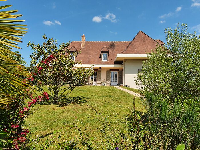 Levet - Maison 7 pièces à vendre