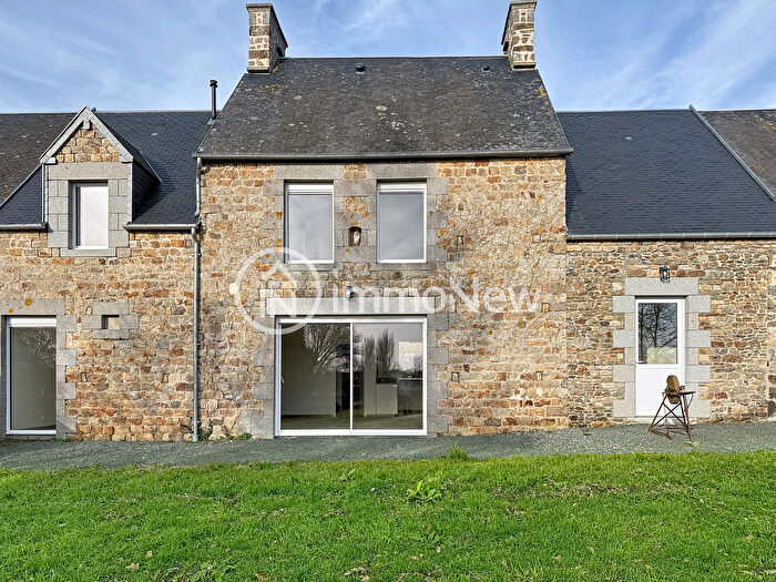 Maison à louer - Dragey-Ronthon - 5 pièces - 4 chambres