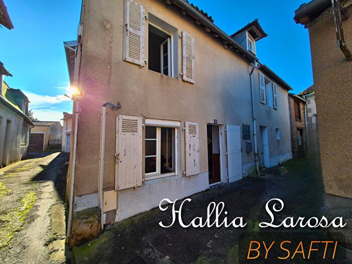 Maison à vendre - Montmorillon - 3 pièces - 2 chambres