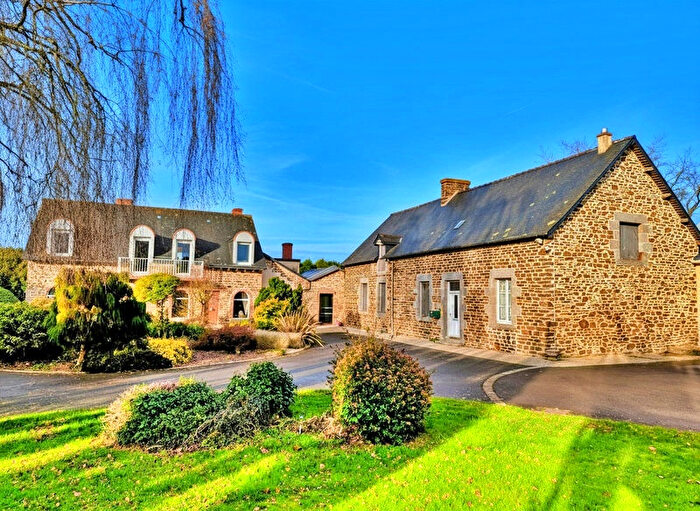 Maison à vendre - La Chapelle-Janson - 7 pièces - 5 chambres