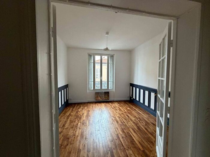 Appartement à louer - Hôtel de Ville, Courbevoie - 2 pièces - 1 chambre