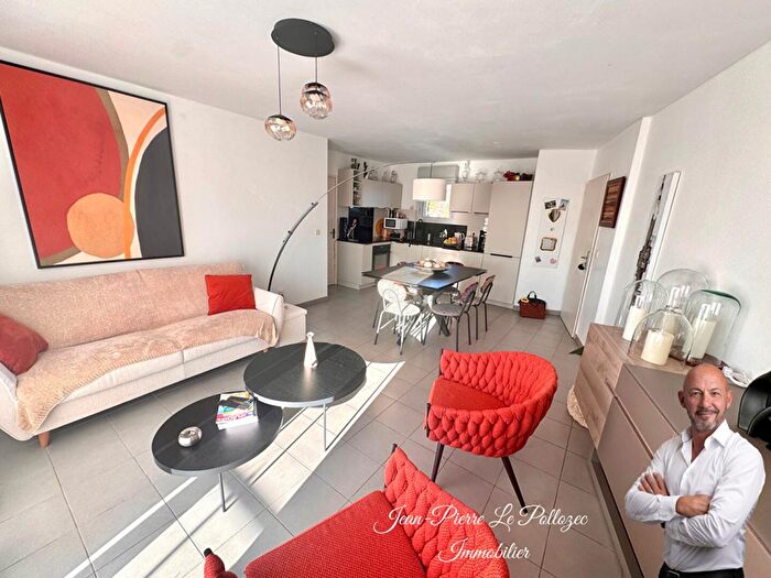 Appartement à vendre - Pélissanne - 3 pièces - 2 chambres