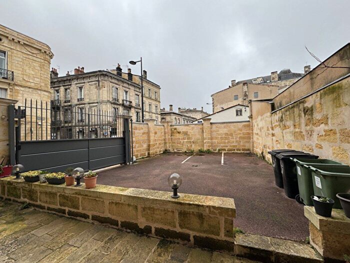 Appartement à louer - Chartrons, Bordeaux - 5 pièces - 4 chambres