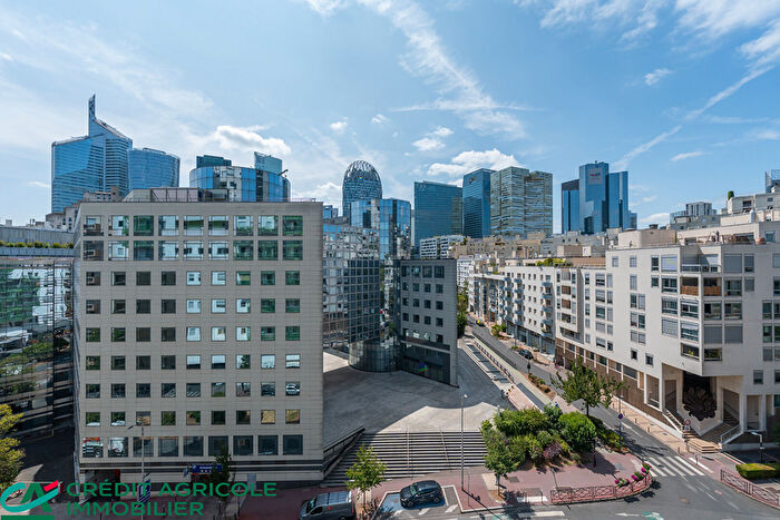 Courbevoie, Hôtel de ville : Appartement 4 pièces à vendre