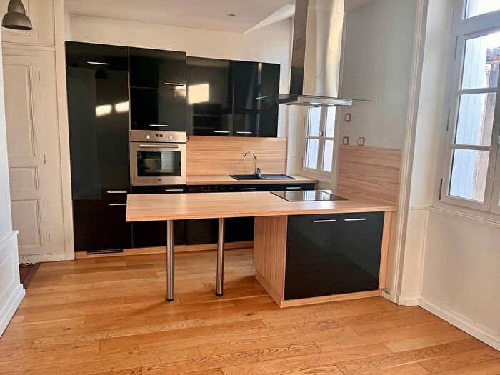 Appartement à louer - Angoulême - 2 pièces - 1 chambre