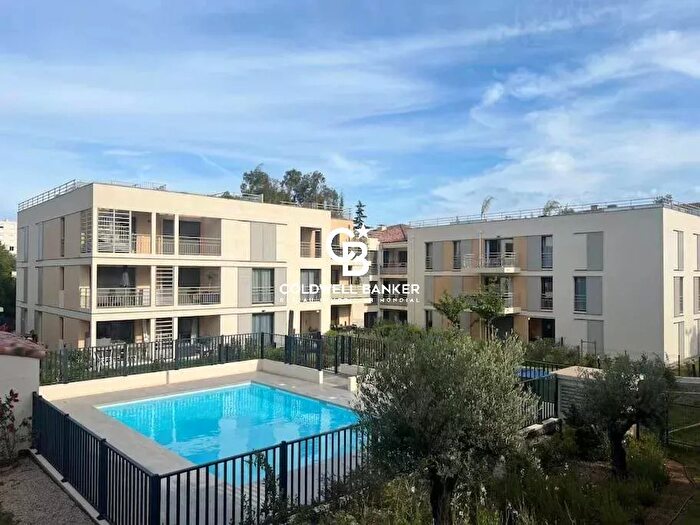 Appartement 3 pièces à vendre à Antibes, Antibes-les-Pins, Trianon, Le Fournel, Peyregoue