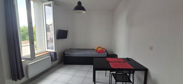Vichy : Appartement 1 pièce à louer
