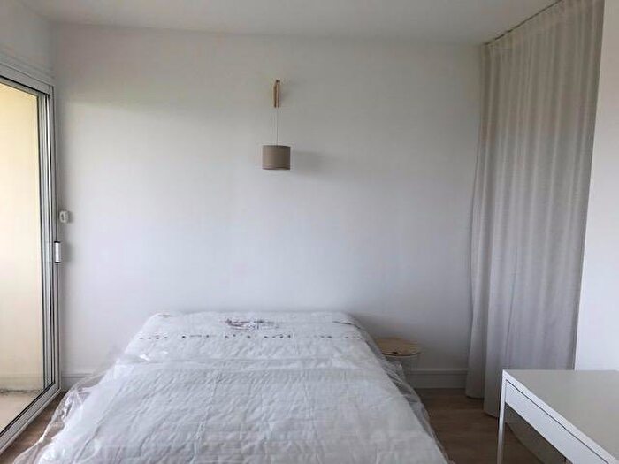 Appartement à louer - Le Bouscat, La Garenne, Carnot - 1 pièce - 1 chambre