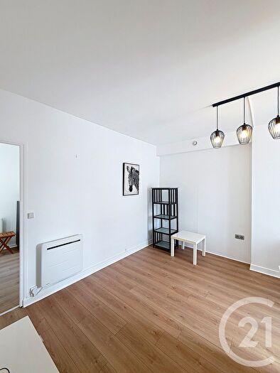 Appartement à louer - Levallois-Perret, Trézel - 2 pièces - 1 chambre