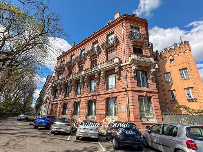 Toulouse, Saint-Etienne - Appartement 4 pièces à vendre
